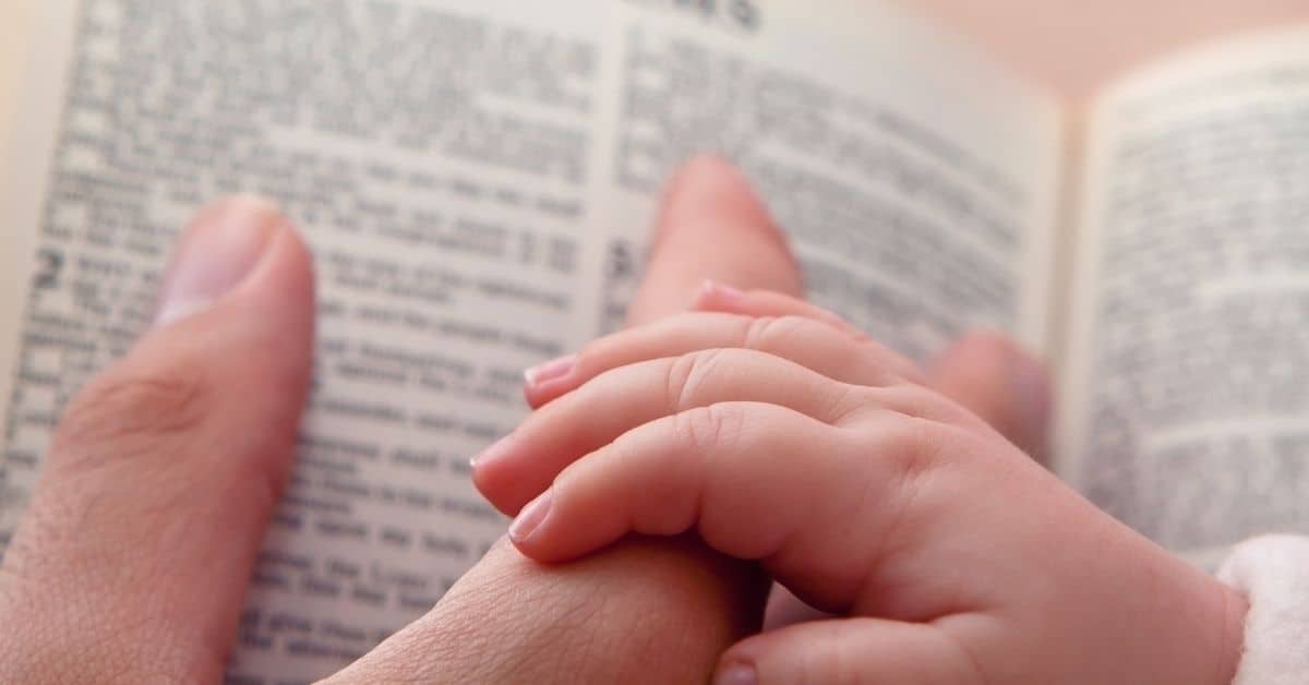 35 Encouraging Bible Verses for New Baby - Early Motherhood Guide